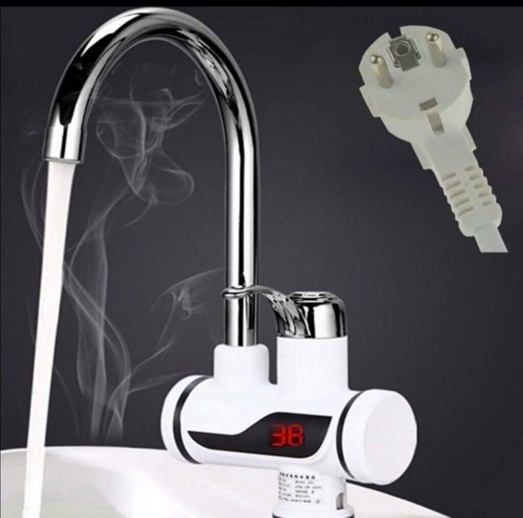 Robinet Electric instant pentru apa calda la pretul de 179,90 Lei in stoc